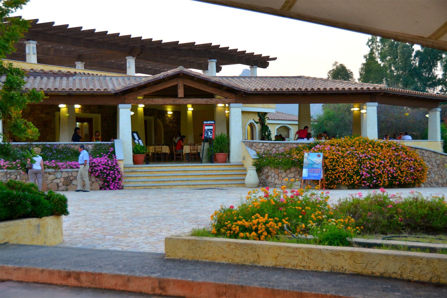 Limone Beach Resort - Villaggi Sardegna al Mare - Vacanze in Sardegna